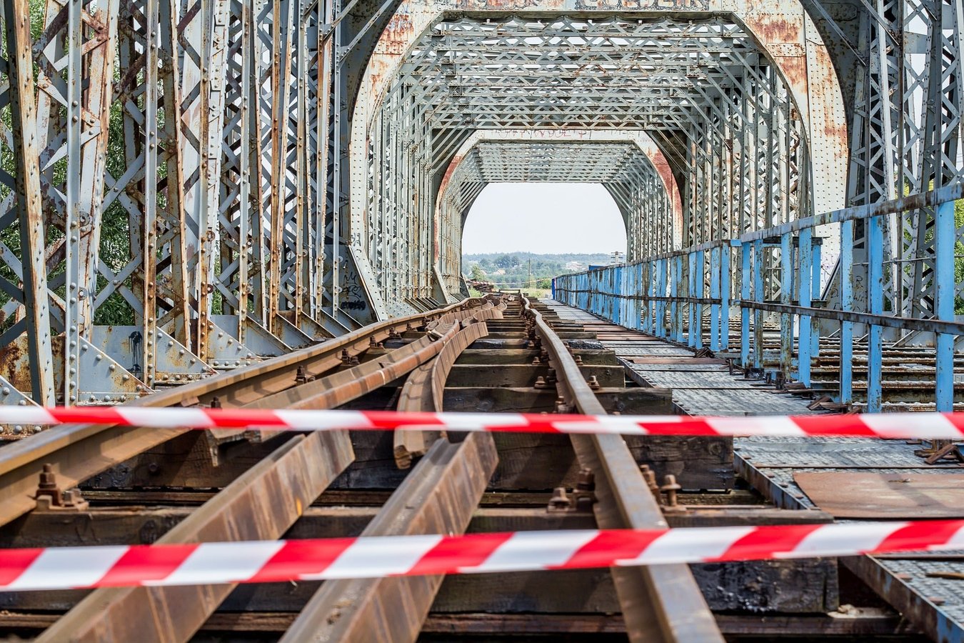 Repair and Rehabilitation of Bridges: Choosing the Right Technique